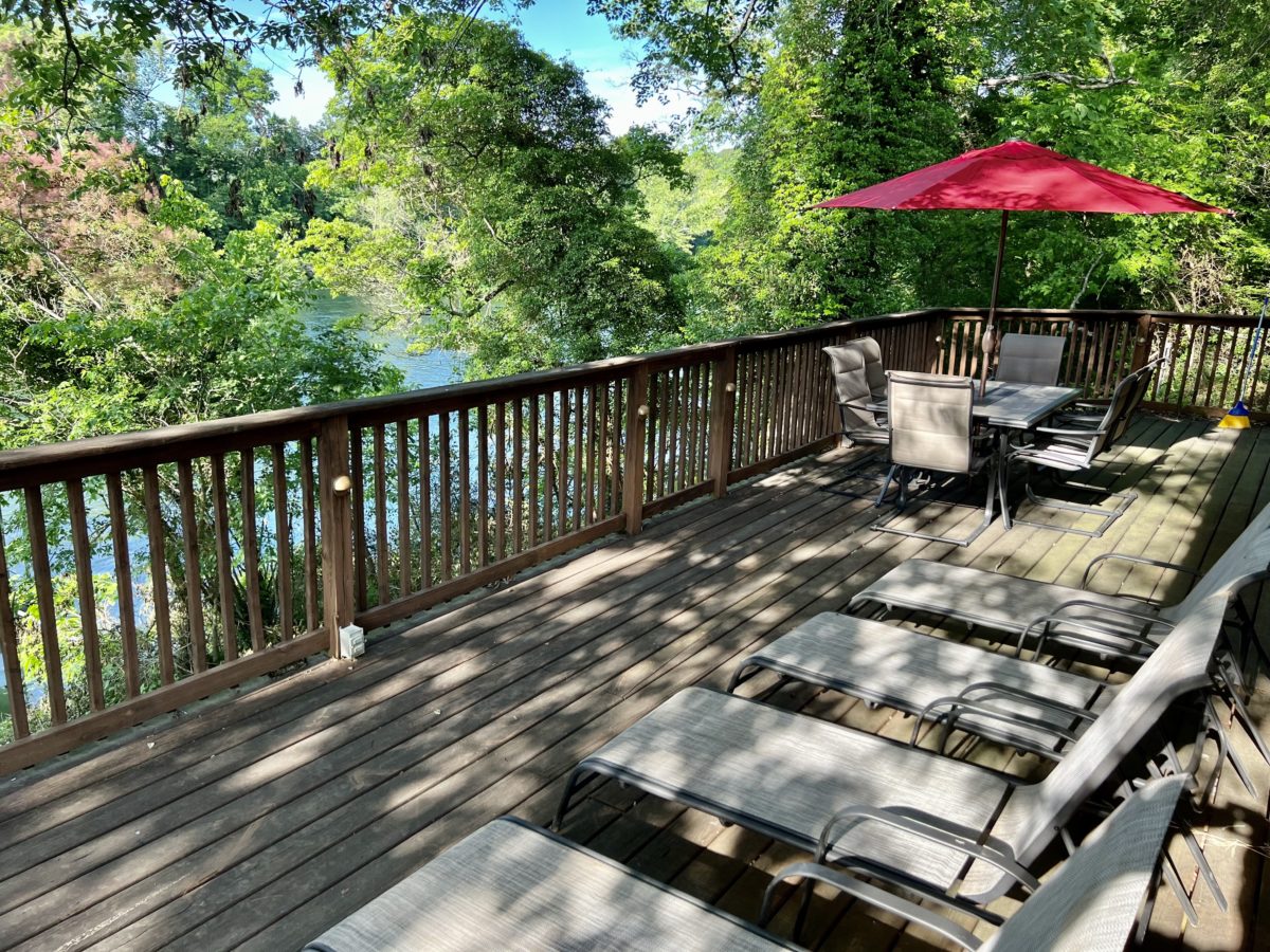 River Lake Lodge | Faria Resorts